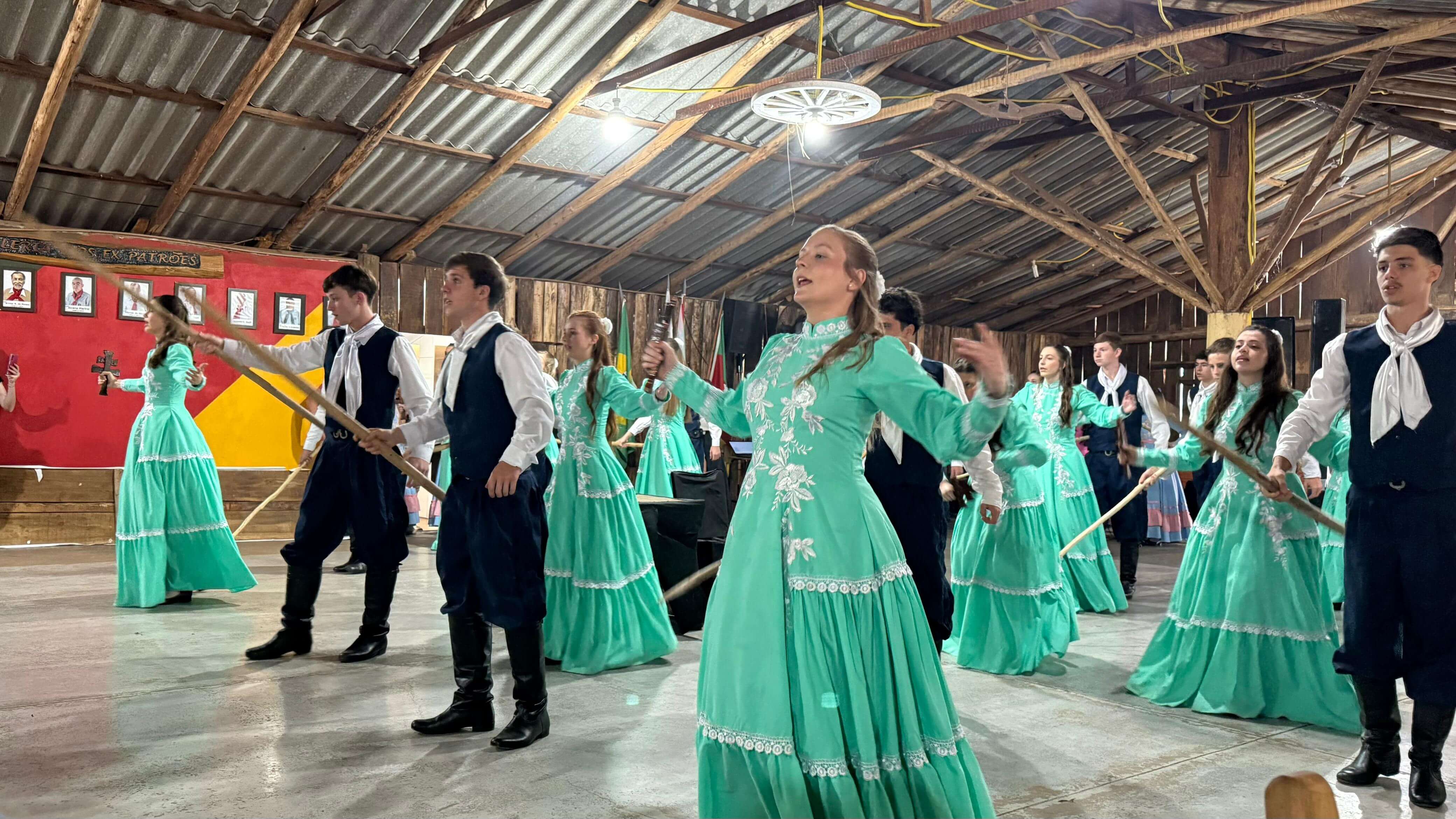 TRADICIONAL COSTELÃO DO CTG SENTINELA COSTEIRA